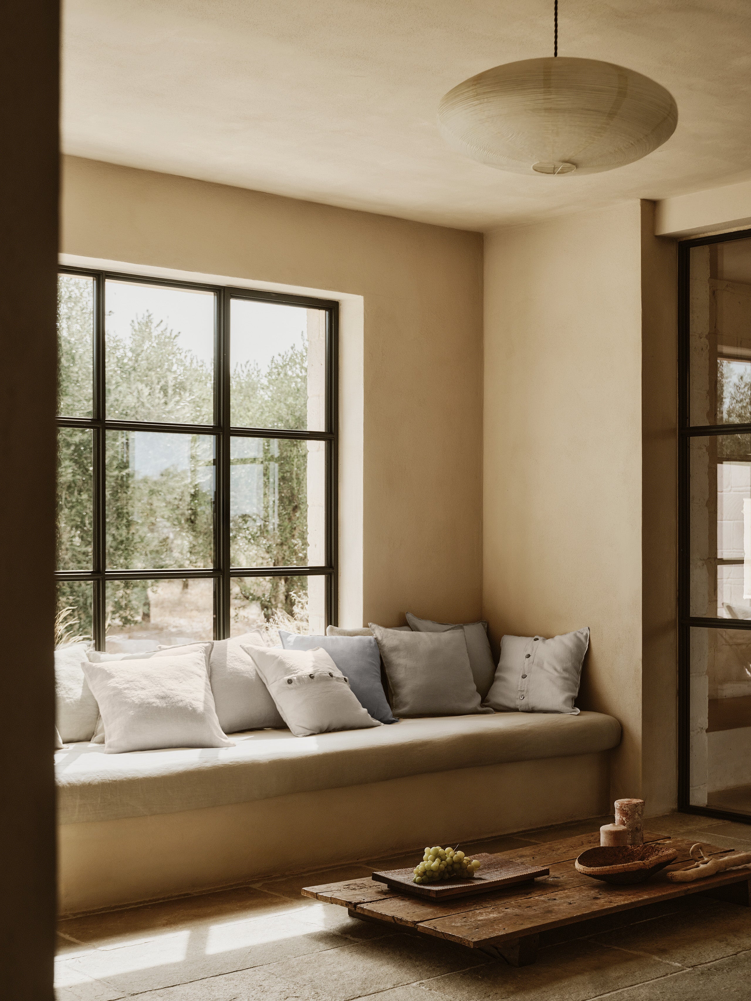 Decorative cushions – SPAZIO INTERIOR DESIGN